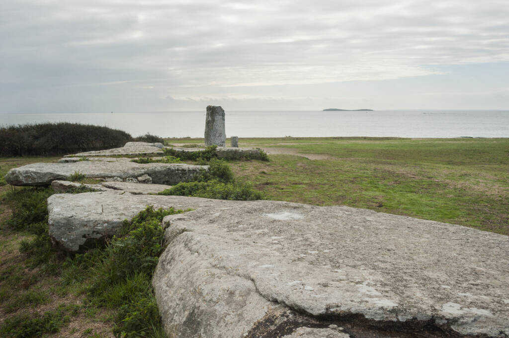 Dolmen des Pierres Plates | Mégalithes en Baie de Quiberon à