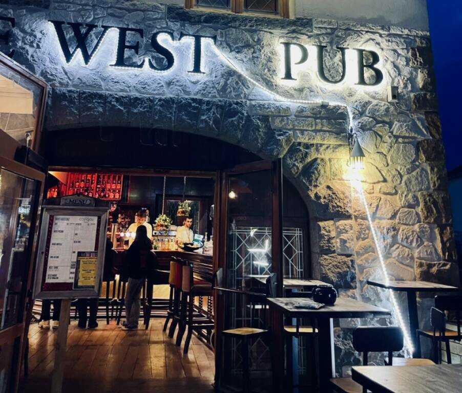 Bars et discothèques à Carnac | Le West Pub | Baie de Quiberon